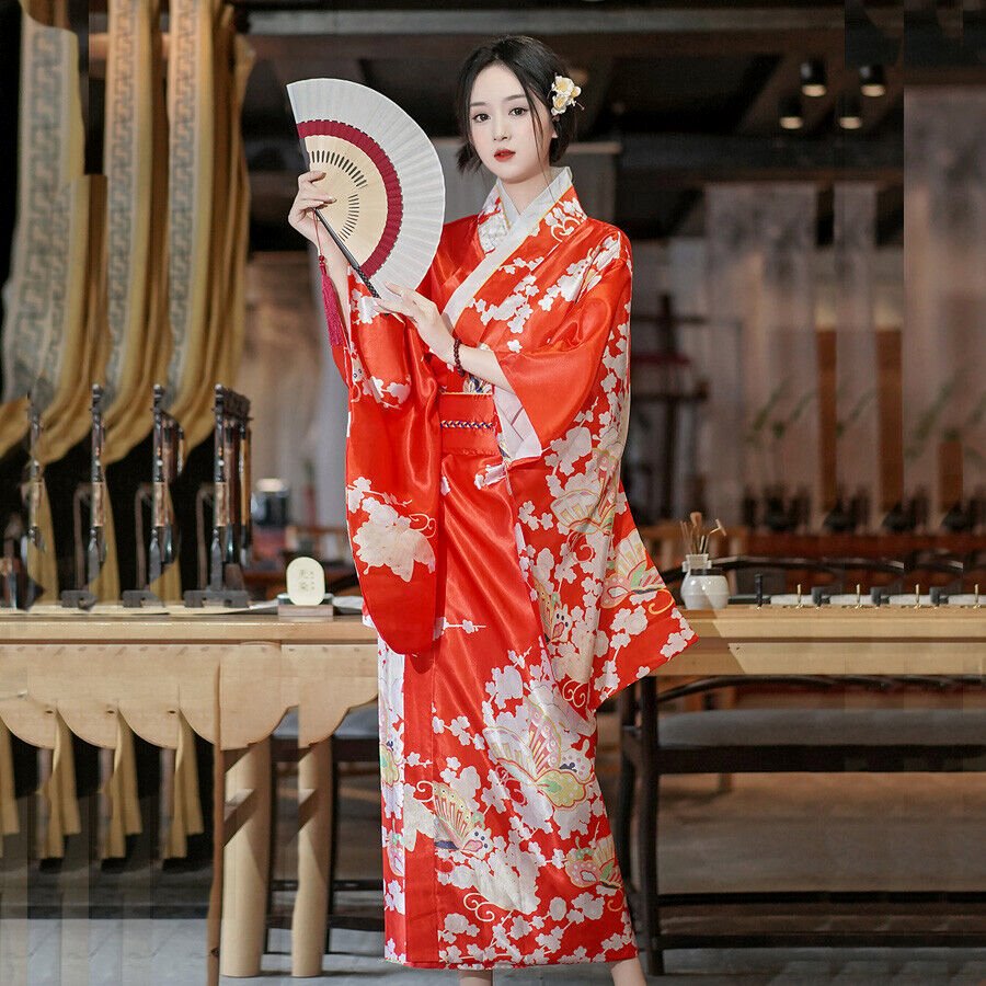 Long Traditional Japanese-themed Beautiful Floral Women's Kimono – Kawaiies